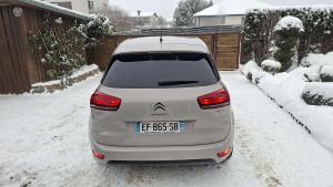 Grey Citroen c4-picasso 2016 in Kaunas, with an engine capacity of 1.56 L and mileage of 190 thousand km for 5950 €, photo 30 on AUTOMOTO.COM.LV