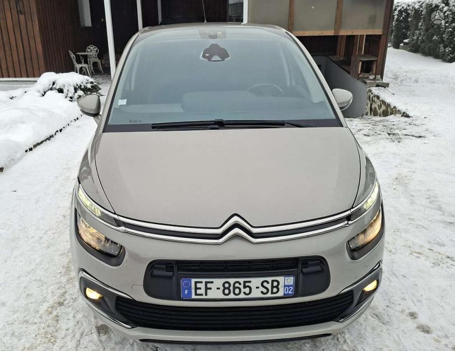 Grey Citroen c4-picasso 2016 in Kaunas, with an engine capacity of 1.56 L and mileage of 190 thousand km for 5950 €, photo 31 on AUTOMOTO.COM.LV