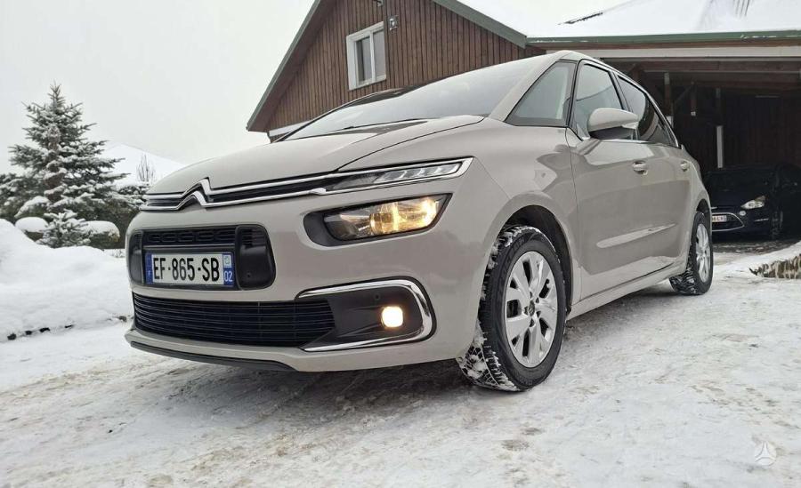 Grey Citroen c4-picasso 2016 in Kaunas, with an engine capacity of 1.56 L and mileage of 190 thousand km for 5950 €, photo 33 on AUTOMOTO.COM.LV