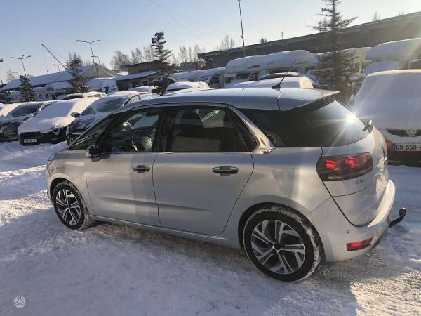 Pelēks Citroen c4-picasso 2016 Klaipėda, ar dzinēja tilpumu 1.60 L un nobraukumu 166 tūkst. km par 6500 €, foto 7 vietnē AUTOMOTO.COM.LV
