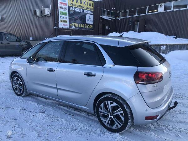 Pelēks Citroen c4-picasso 2016 Klaipėda, ar dzinēja tilpumu 1.60 L un nobraukumu 166 tūkst. km par 6500 €, foto 8 vietnē AUTOMOTO.COM.LV