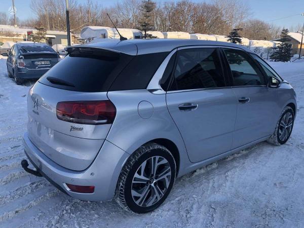Pelēks Citroen c4-picasso 2016 Klaipėda, ar dzinēja tilpumu 1.60 L un nobraukumu 166 tūkst. km par 6500 €, foto 9 vietnē AUTOMOTO.COM.LV
