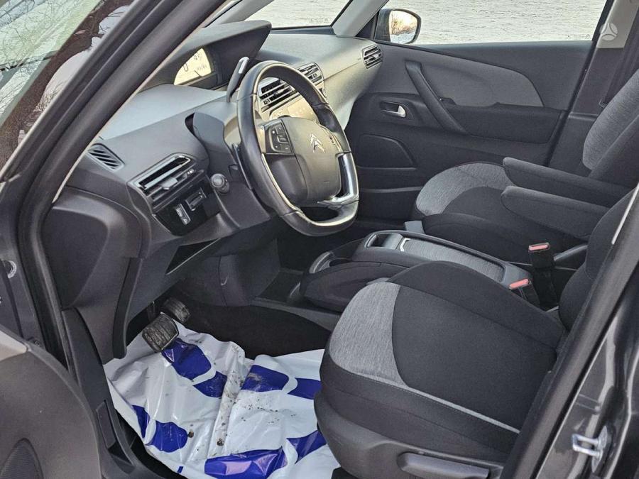 Pelēks Citroen c4-picasso 2016 Tauragė, ar dzinēja tilpumu 1.56 L un nobraukumu 190 tūkst. km par 6200 €, foto 8 vietnē AUTOMOTO.COM.LV