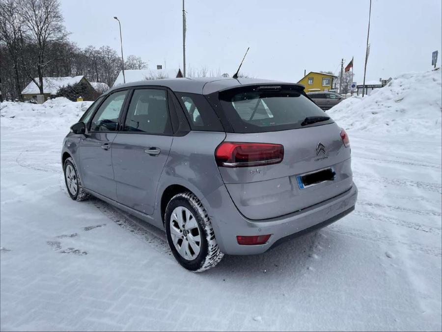 Grey Citroen c4-picasso 2016 in Taurage, with an engine capacity of 1.56 L and mileage of 218 thousand km for 5600 €, photo 4 on AUTOMOTO.COM.LV