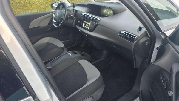 Pelēks Citroen c4-picasso 2016 Kauņa, ar dzinēja tilpumu 1.60 L un nobraukumu 212 tūkst. km par 5950 €, foto 11 vietnē AUTOMOTO.COM.LV