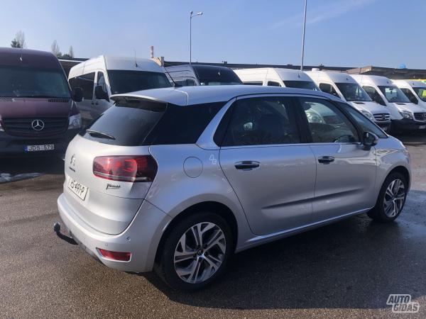 Pelēks Citroen c4-picasso 2016 Klaipėda, ar dzinēja tilpumu 1.60 L un nobraukumu 192 tūkst. km par 6500 €, foto 4 vietnē AUTOMOTO.COM.LV