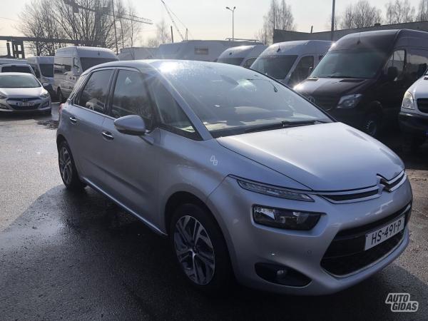 Pelēks Citroen c4-picasso 2016 Klaipėda, ar dzinēja tilpumu 1.60 L un nobraukumu 192 tūkst. km par 6500 €, foto 5 vietnē AUTOMOTO.COM.LV