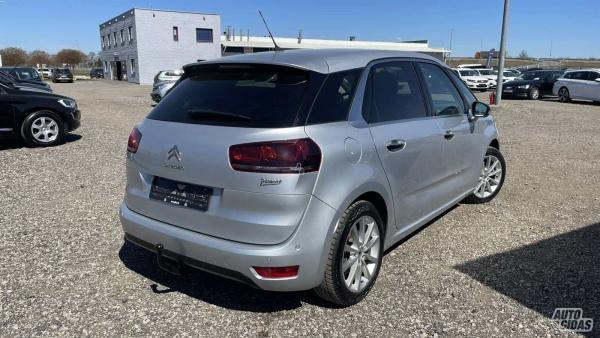 Pelēks Citroen c4-picasso 2016 Marijampole, ar dzinēja tilpumu 1.60 L un nobraukumu 212 tūkst. km par 6490 €, foto 6 vietnē AUTOMOTO.COM.LV