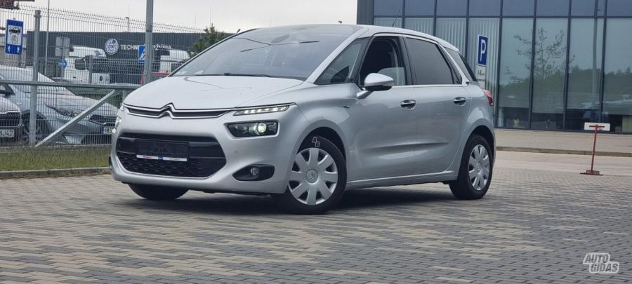 Grey Citroen c4-picasso 2016 in Siauliai, with an engine capacity of 2.00 L and mileage of 243 thousand km for 5650 €, photo 3 on AUTOMOTO.COM.LV