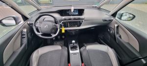 Grey Citroen c4-picasso 2016 in Siauliai, with an engine capacity of 2.00 L and mileage of 243 thousand km for 5650 €, photo 4 on AUTOMOTO.COM.LV