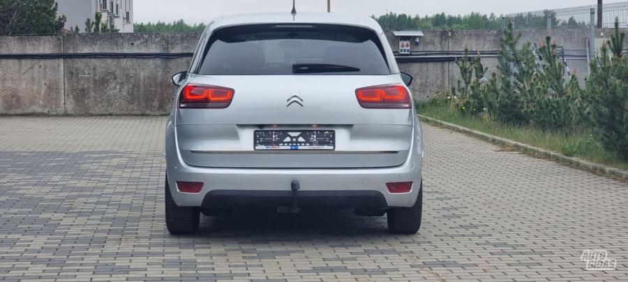 Grey Citroen c4-picasso 2016 in Siauliai, with an engine capacity of 2.00 L and mileage of 243 thousand km for 5650 €, photo 10 on AUTOMOTO.COM.LV