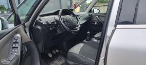 Grey Citroen c4-picasso 2016 in Siauliai, with an engine capacity of 2.00 L and mileage of 243 thousand km for 5650 €, photo 11 on AUTOMOTO.COM.LV