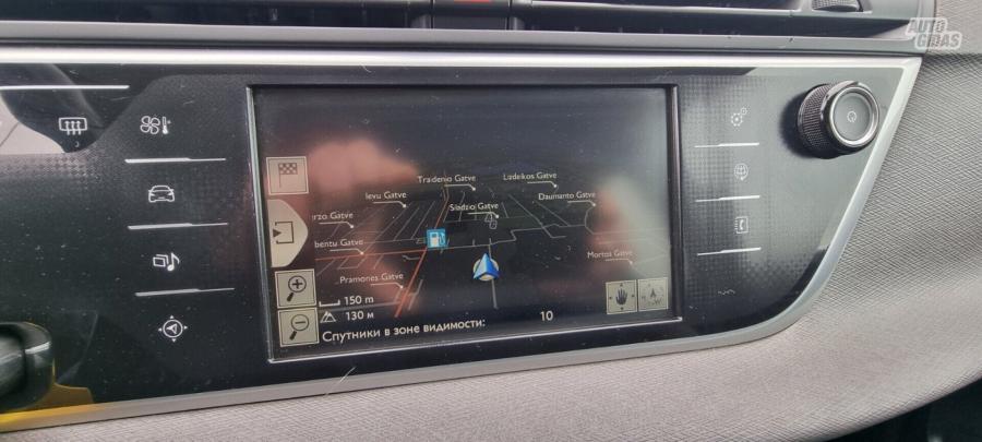 Grey Citroen c4-picasso 2016 in Siauliai, with an engine capacity of 2.00 L and mileage of 243 thousand km for 5650 €, photo 15 on AUTOMOTO.COM.LV