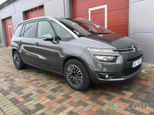 Grey Citroen c4-picasso 2016 in Talsi, with an engine capacity of 1.60 L and mileage of 200 thousand km for 9990 €, photo  on AUTOMOTO.COM.LV
