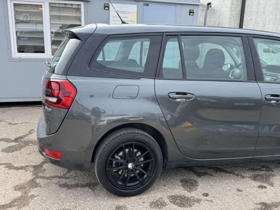 Pelēks Citroen c4-picasso 2016 Rīga, ar dzinēja tilpumu 1.60 L un nobraukumu 262 tūkst. km par 8750 €, foto 4 vietnē AUTOMOTO.COM.LV