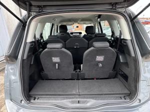 Pelēks Citroen c4-picasso 2016 Rīga, ar dzinēja tilpumu 1.60 L un nobraukumu 262 tūkst. km par 8750 €, foto 10 vietnē AUTOMOTO.COM.LV