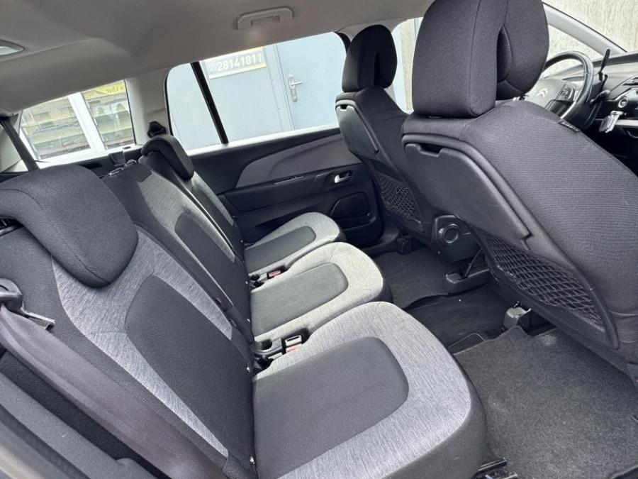 Pelēks Citroen c4-picasso 2016 Rīga, ar dzinēja tilpumu 1.60 L un nobraukumu 262 tūkst. km par 8750 €, foto 11 vietnē AUTOMOTO.COM.LV
