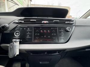 Pelēks Citroen c4-picasso 2016 Rīga, ar dzinēja tilpumu 1.60 L un nobraukumu 262 tūkst. km par 8750 €, foto 14 vietnē AUTOMOTO.COM.LV
