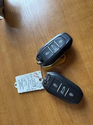 Pelēks Citroen c4-picasso 2016 Rīga, ar dzinēja tilpumu 1.60 L un nobraukumu 262 tūkst. km par 8750 €, foto 17 vietnē AUTOMOTO.COM.LV