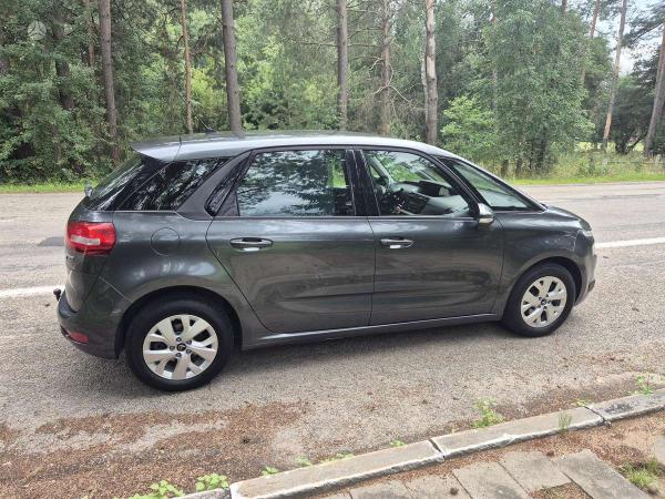 Pelēks Citroen c4-picasso 2016 Tauragė, ar dzinēja tilpumu 1.56 L un nobraukumu 195 tūkst. km par 5700 €, foto 4 vietnē AUTOMOTO.COM.LV
