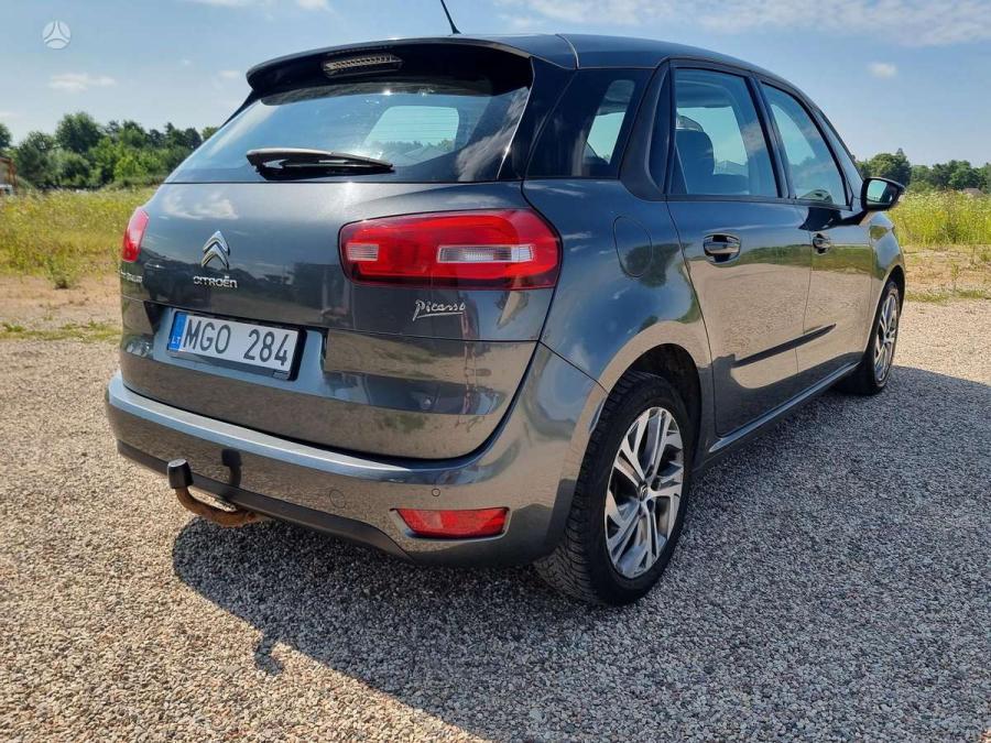 Pelēks Citroen c4-picasso 2016 Viļņa, ar dzinēja tilpumu 1.56 L un nobraukumu 280 tūkst. km par 4750 €, foto 5 vietnē AUTOMOTO.COM.LV