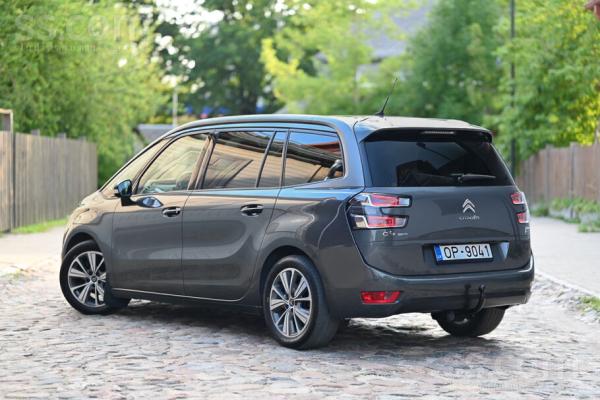 Pelēks Citroen c4-picasso 2016 Jelgava, ar dzinēja tilpumu 1.60 L un nobraukumu 122 tūkst. km par 8290 €, foto 4 vietnē AUTOMOTO.COM.LV