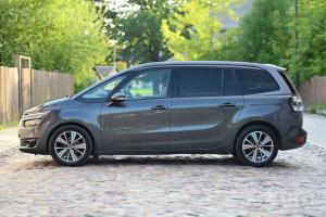Pelēks Citroen c4-picasso 2016 Jelgava, ar dzinēja tilpumu 1.60 L un nobraukumu 122 tūkst. km par 8290 €, foto 8 vietnē AUTOMOTO.COM.LV