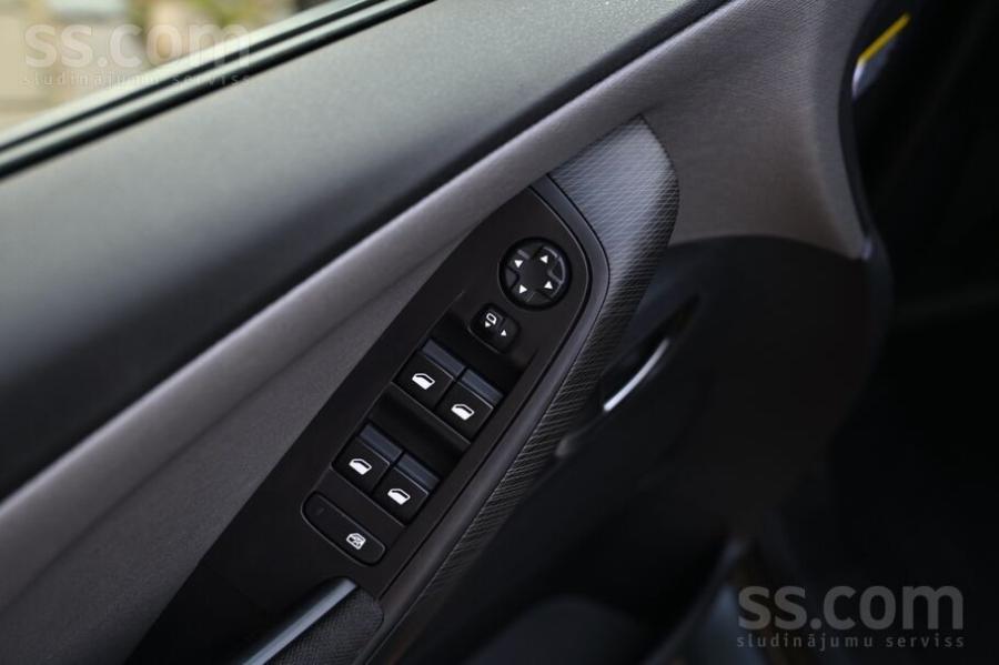 Pelēks Citroen c4-picasso 2016 Jelgava, ar dzinēja tilpumu 1.60 L un nobraukumu 122 tūkst. km par 8290 €, foto 26 vietnē AUTOMOTO.COM.LV