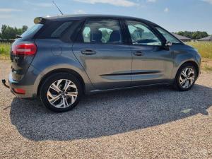 Pelēks Citroen c4-picasso 2016 Viļņa, ar dzinēja tilpumu 1.56 L un nobraukumu 270 tūkst. km par 4650 €, foto 3 vietnē AUTOMOTO.COM.LV