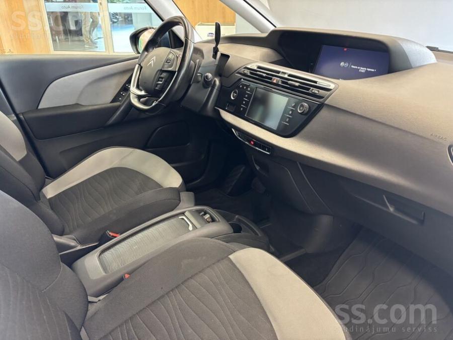 Pelēks Citroen c4-picasso 2016 Rīga, ar dzinēja tilpumu 1.60 L un nobraukumu 79 tūkst. km par 8900 €, foto 14 vietnē AUTOMOTO.COM.LV