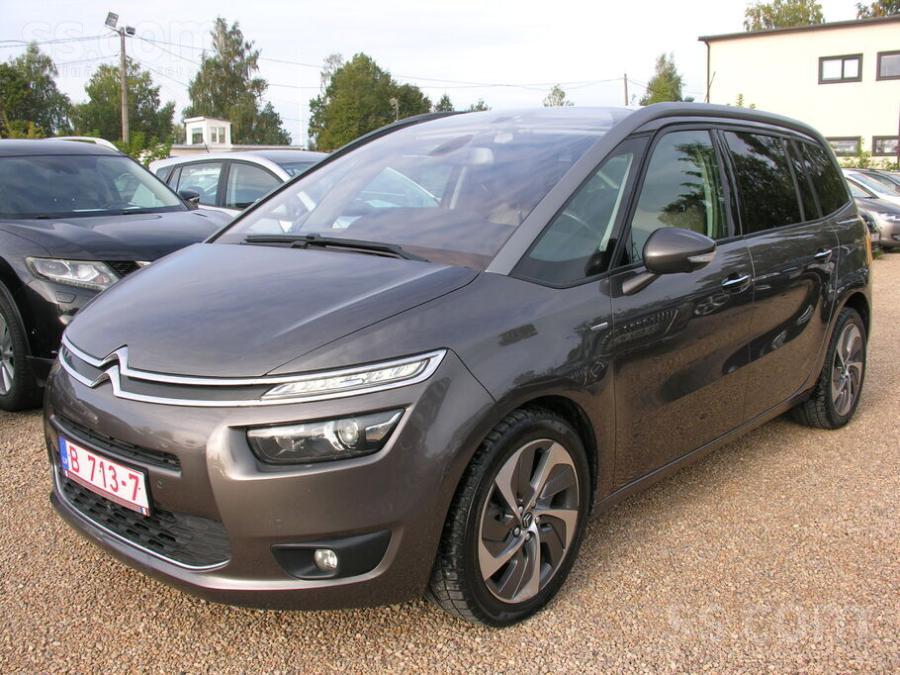 Pelēks Citroen c4-picasso 2016 Rīga, ar dzinēja tilpumu 2.00 L un nobraukumu 290 tūkst. km par 7850 €, foto 1 vietnē AUTOMOTO.COM.LV