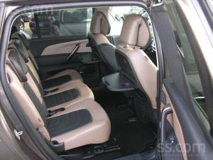 Pelēks Citroen c4-picasso 2016 Rīga, ar dzinēja tilpumu 2.00 L un nobraukumu 290 tūkst. km par 7850 €, foto 9 vietnē AUTOMOTO.COM.LV