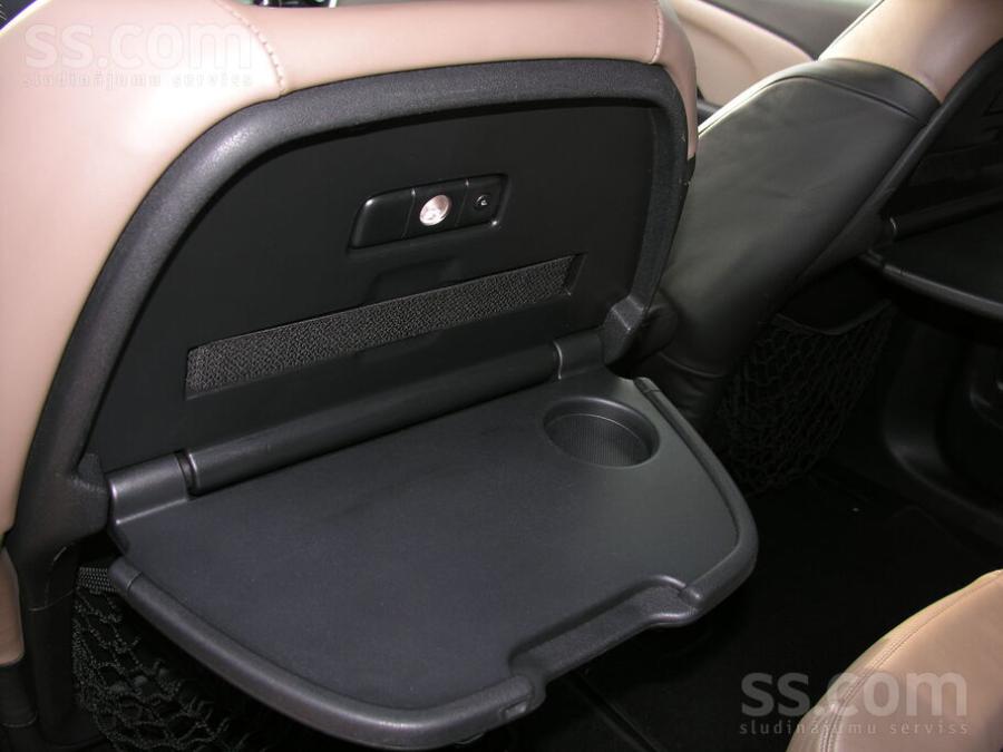 Pelēks Citroen c4-picasso 2016 Rīga, ar dzinēja tilpumu 2.00 L un nobraukumu 290 tūkst. km par 7850 €, foto 12 vietnē AUTOMOTO.COM.LV