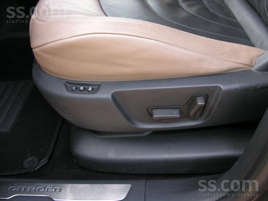Pelēks Citroen c4-picasso 2016 Rīga, ar dzinēja tilpumu 2.00 L un nobraukumu 290 tūkst. km par 7850 €, foto 19 vietnē AUTOMOTO.COM.LV