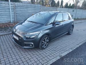 Grey Citroen c4-picasso 2017 in Jelgava, with an engine capacity of 1.60 L and mileage of 230 thousand km for 7500 €, photo 3 on AUTOMOTO.COM.LV