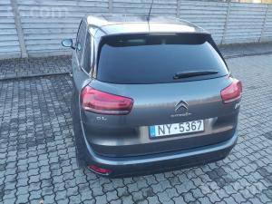 Grey Citroen c4-picasso 2017 in Jelgava, with an engine capacity of 1.60 L and mileage of 230 thousand km for 7500 €, photo 13 on AUTOMOTO.COM.LV
