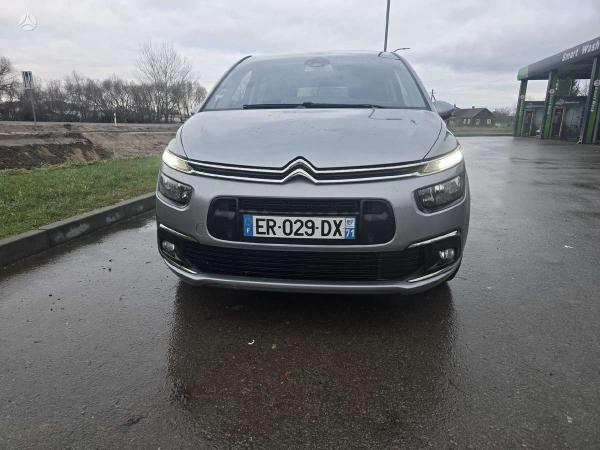 Pelēks Citroen c4-picasso 2017 Tauragė, ar dzinēja tilpumu 1.20 L un nobraukumu 96 tūkst. km par 6600 €, foto 3 vietnē AUTOMOTO.COM.LV
