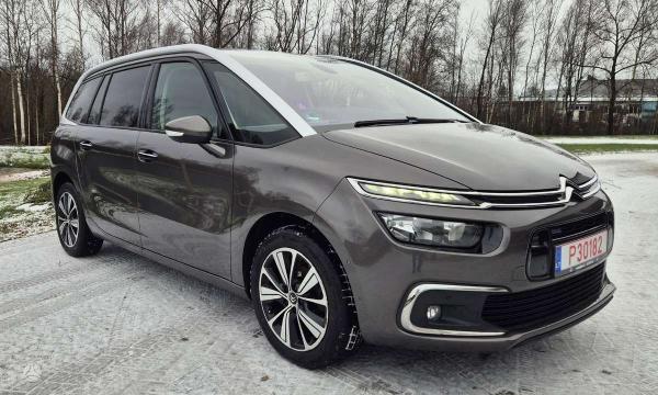 Pelēks Citroen c4-picasso 2017 Utena, ar dzinēja tilpumu 1.20 L un nobraukumu 225 tūkst. km par 5950 €, foto 4 vietnē AUTOMOTO.COM.LV
