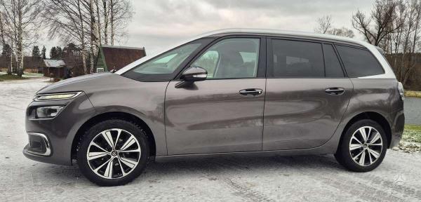 Pelēks Citroen c4-picasso 2017 Utena, ar dzinēja tilpumu 1.20 L un nobraukumu 225 tūkst. km par 5950 €, foto 8 vietnē AUTOMOTO.COM.LV