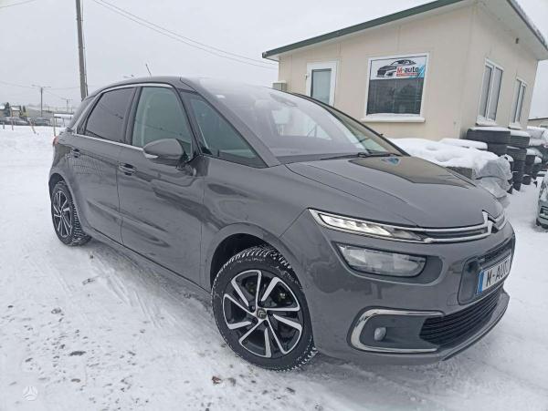 Pelēks Citroen c4-picasso 2017 Viļņa, ar dzinēja tilpumu 1.20 L un nobraukumu 132 tūkst. km par 5900 €, foto 1 vietnē AUTOMOTO.COM.LV