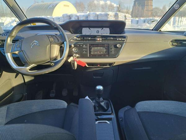 Grey Citroen c4-picasso 2017 in Kaunas, with an engine capacity of 1.56 L and mileage of 205 thousand km for 5999 €, photo 9 on AUTOMOTO.COM.LV