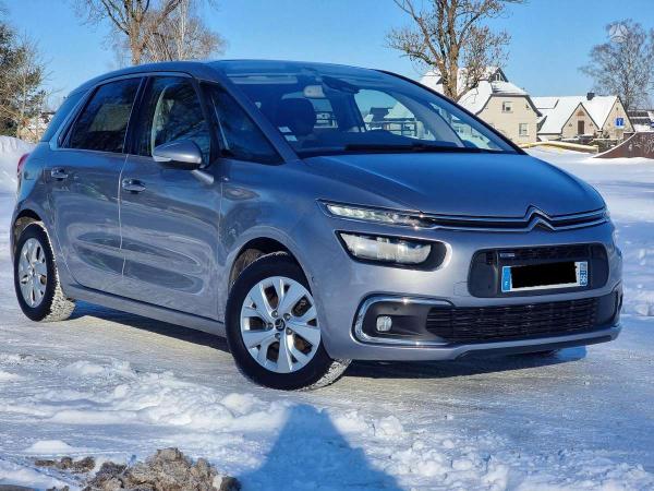 Pelēks Citroen c4-picasso 2017 Tauragė, ar dzinēja tilpumu 1.20 L un nobraukumu 126 tūkst. km par 5700 €, foto 3 vietnē AUTOMOTO.COM.LV