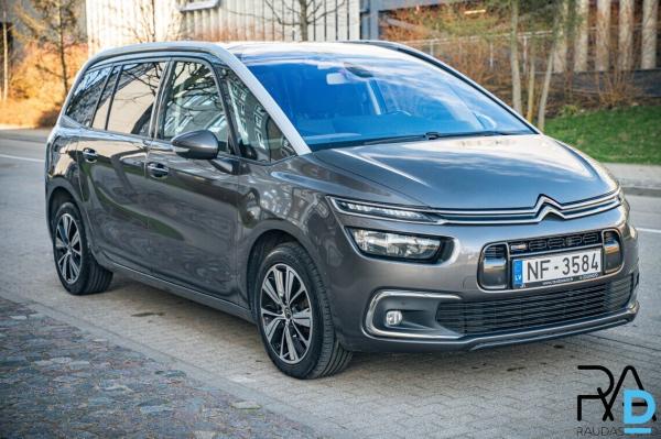 Pelēks Citroen c4-picasso 2017 Rīga, ar dzinēja tilpumu 1.20 L un nobraukumu 217 tūkst. km par 5990 €, foto 4 vietnē AUTOMOTO.COM.LV