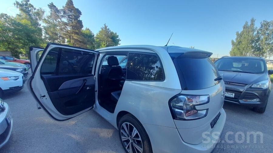 Pelēks Citroen c4-picasso 2017 Rīga, ar dzinēja tilpumu 2.00 L un nobraukumu 207 tūkst. km par 8500 €, foto 34 vietnē AUTOMOTO.COM.LV