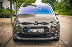 Pelēks Citroen c4-picasso 2017 Rīga, ar dzinēja tilpumu 1.20 L un nobraukumu 219 tūkst. km par 5990 €, foto 3 vietnē AUTOMOTO.COM.LV