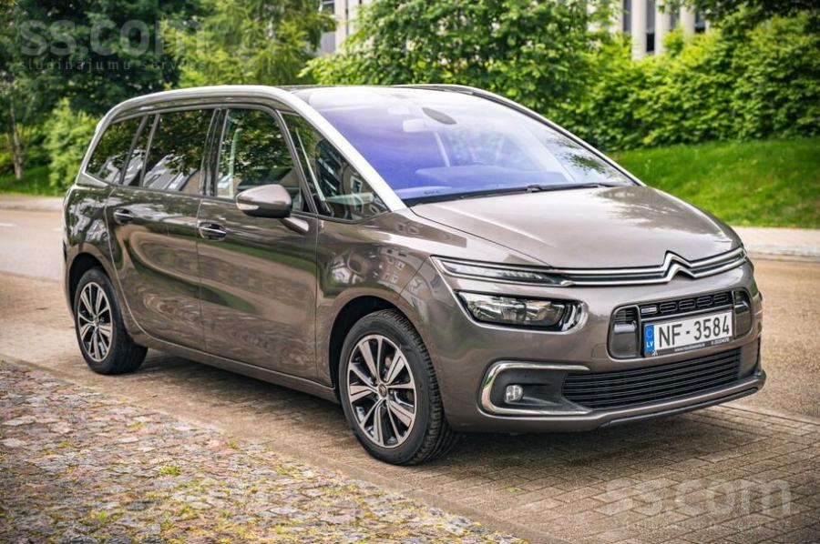 Pelēks Citroen c4-picasso 2017 Rīga, ar dzinēja tilpumu 1.20 L un nobraukumu 219 tūkst. km par 5990 €, foto 4 vietnē AUTOMOTO.COM.LV