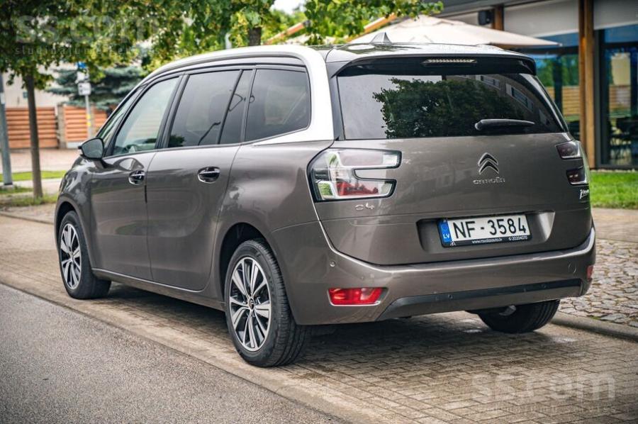 Pelēks Citroen c4-picasso 2017 Rīga, ar dzinēja tilpumu 1.20 L un nobraukumu 219 tūkst. km par 5990 €, foto 7 vietnē AUTOMOTO.COM.LV