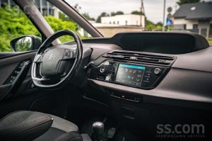 Pelēks Citroen c4-picasso 2017 Rīga, ar dzinēja tilpumu 1.20 L un nobraukumu 219 tūkst. km par 5990 €, foto 8 vietnē AUTOMOTO.COM.LV