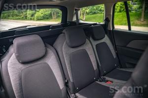 Pelēks Citroen c4-picasso 2017 Rīga, ar dzinēja tilpumu 1.20 L un nobraukumu 219 tūkst. km par 5990 €, foto 16 vietnē AUTOMOTO.COM.LV