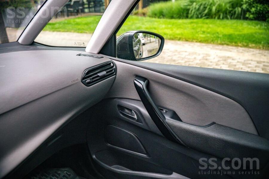 Pelēks Citroen c4-picasso 2017 Rīga, ar dzinēja tilpumu 1.20 L un nobraukumu 219 tūkst. km par 5990 €, foto 20 vietnē AUTOMOTO.COM.LV